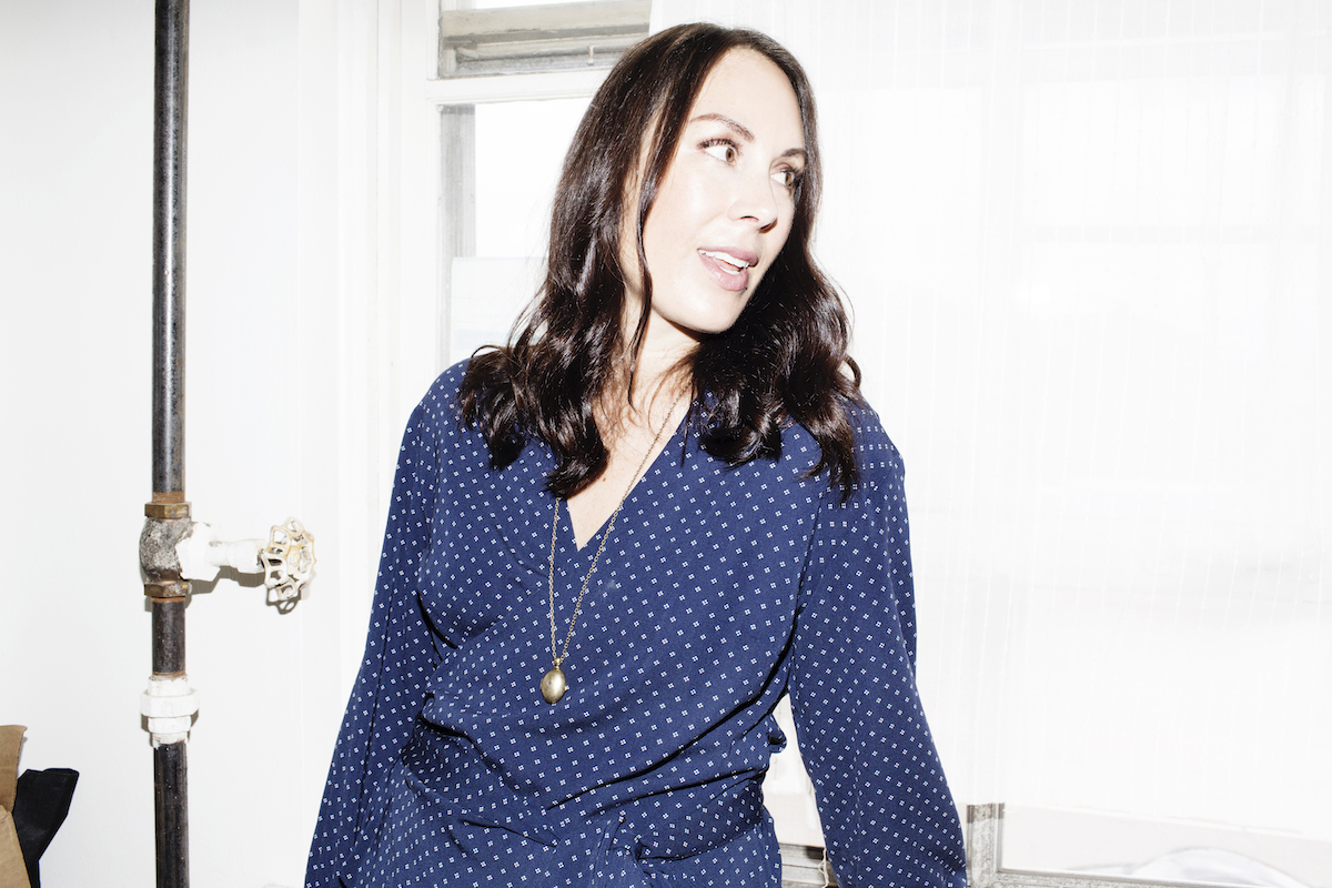 Bakuchiol, SPF and Chinese Massage? Elizabeth Kendig Shares Her Beauty ...